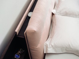 Studio Hanne Willmann — Cleo